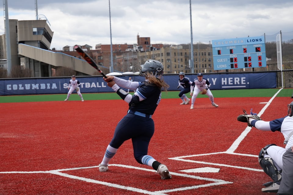 Softball finds mixed results at FGCU Spring Break Classic