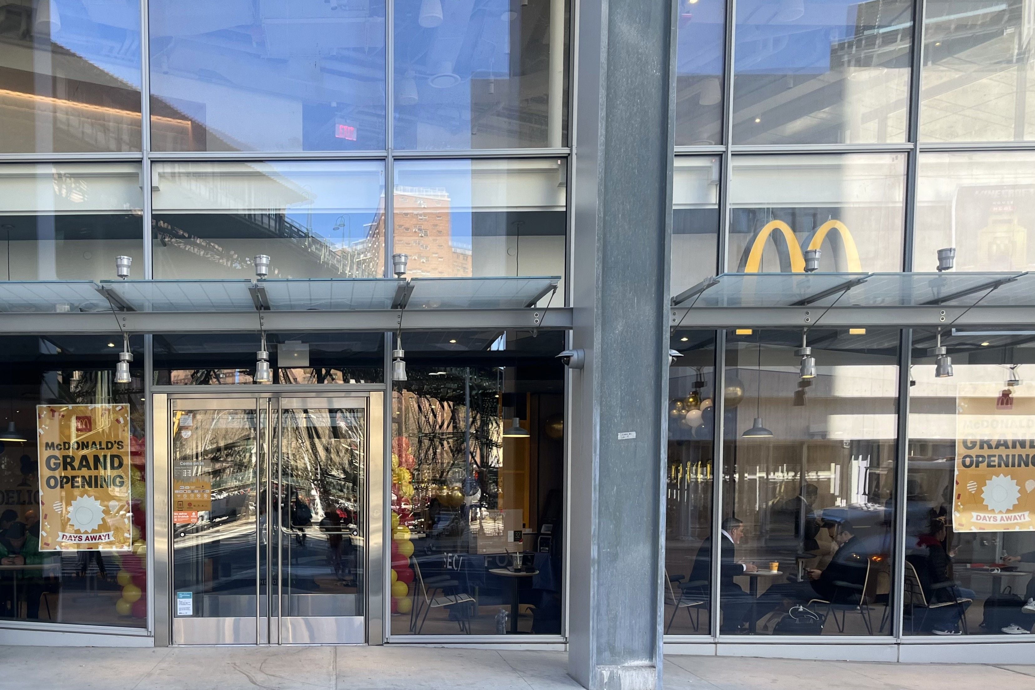 McDonald’s returns to former Manhattanville location at 600 W. 125th St.