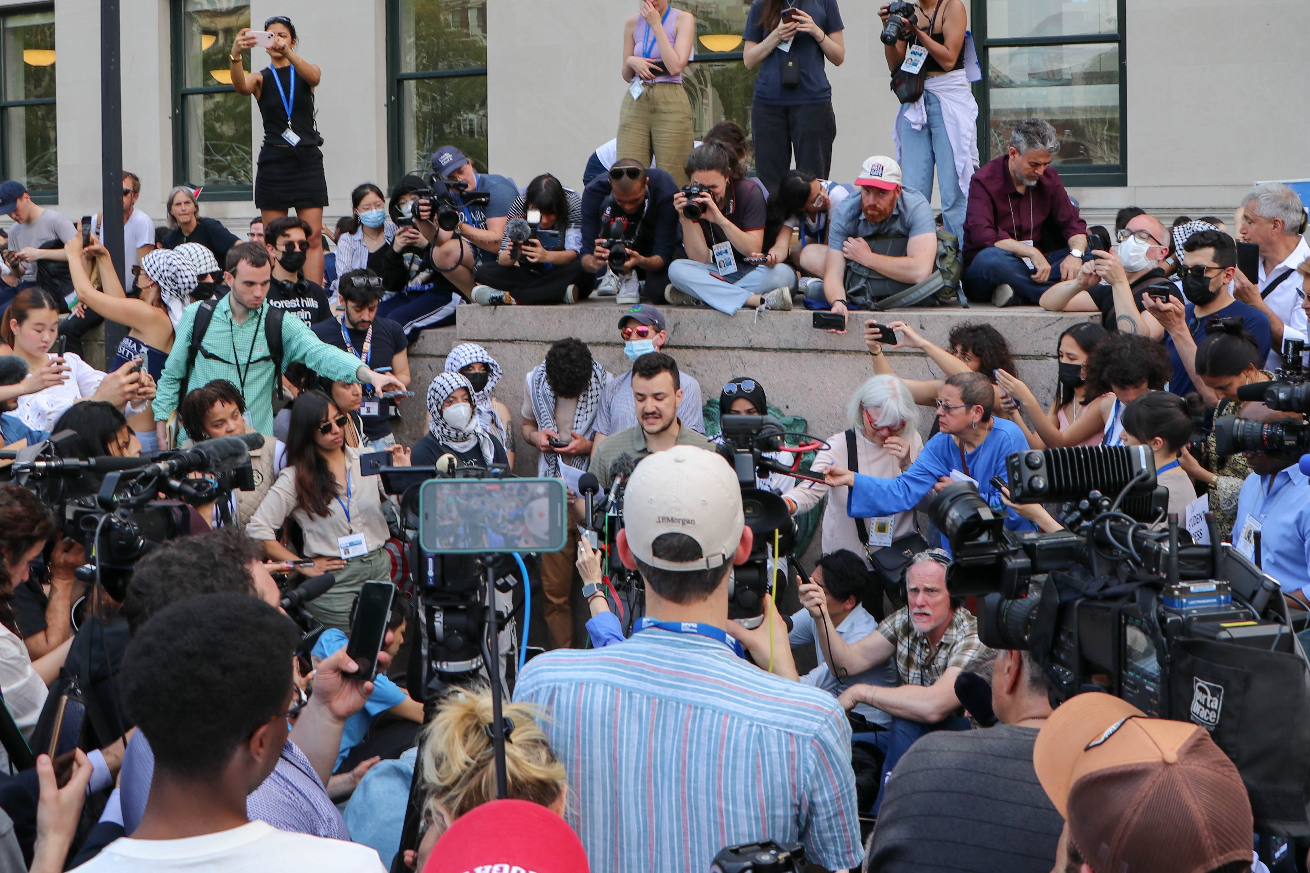 Judge holds hearing after temporarily blocking Columbia and Barnard from sending records to ...