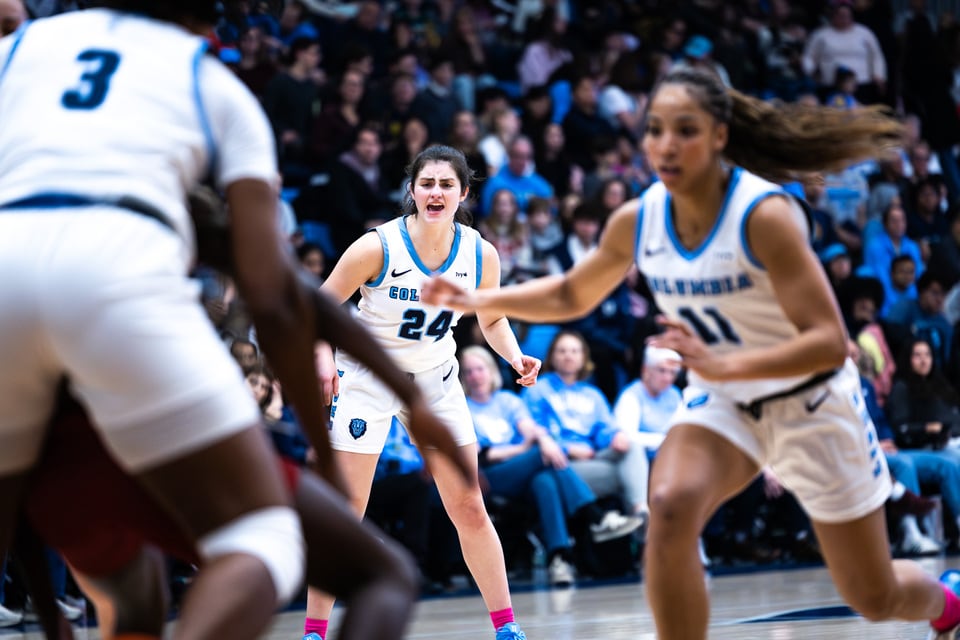 Women’s basketball dominates Dartmouth en route to a landslide victory