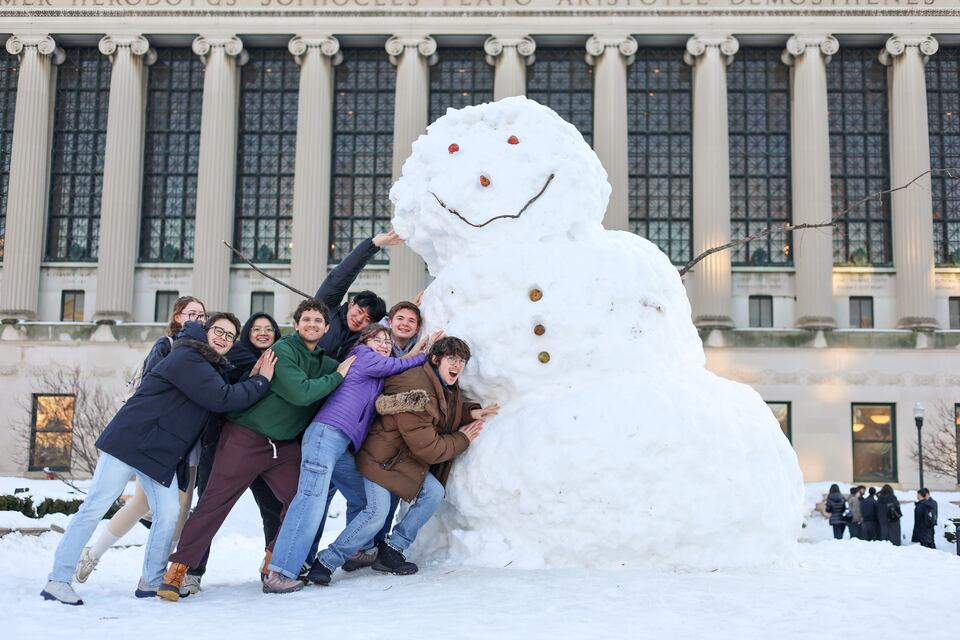 Buster the Snowman: Meet the minds behind the 13-foot tall sculpture ...